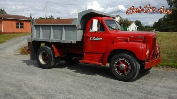 1956 Mack B30 | ID-10008